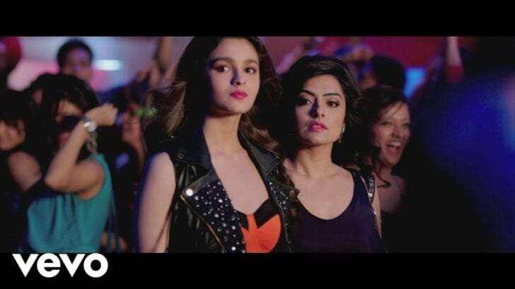 LUCKY TU LUCKY ME LYRICS लकी तू लकी मी - Humpty Sharma Ki Dulhania ...